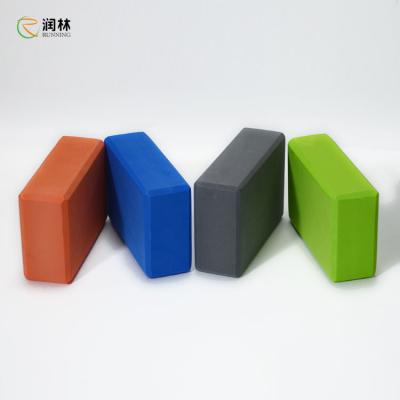 Cina superficie di slittamento di 110gcm3 EVA Yoga Block With Non per tutti i Yogis in vendita