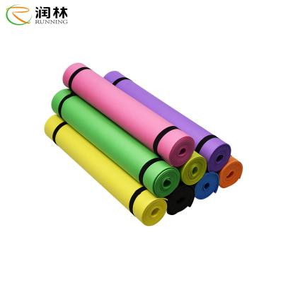 Cina Forma fisica domestica EVA Foam Anti Slip Yoga Mat Roll Up Exercise Mat per gli uomini delle donne in vendita