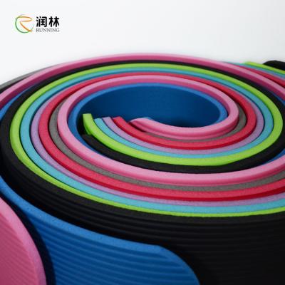 China Ioga Mat Light Weight do exercício NBR de Pilate do rasgo do alto densidade anti 1cm densamente à venda