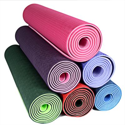 中国 注文の印刷されたEcoのヨガのマットのローラーのキャンプのマット173cm * 61cm/183cm * 61cm 販売のため