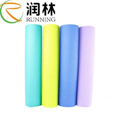 Cina L'abitudine del PVC di Mat Towel ha stampato l'yoga di gomma organica Mats Eco Friendly del TPE in vendita
