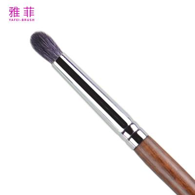 China TOUCH UP 27 Custom Logo Animal Hair Copper Ferrule Wooden Handle Blending Eyeshadow Brush  With Durable Handle for sale