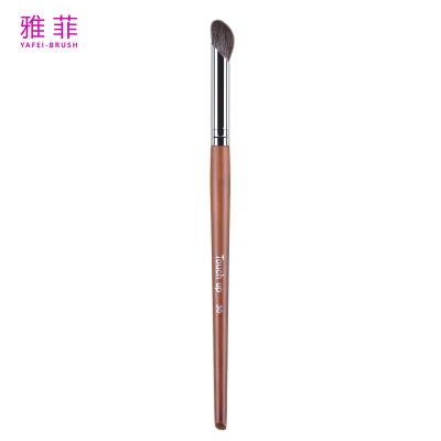 China TOUCH UP 30 neus schaduw borstel Custom Logo Dierenhaar Koper Ferrule Houten handvat Premium kwaliteit OEM ODM Factory Te koop