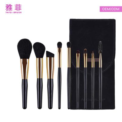 China Goat Hair 4CM Professional Makeup Brushes Engineered to Deliver Soft Touch and Precise Control During Makeup Application for sale