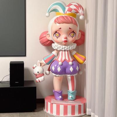 China Escultura POP Mart de resina de fibra de vidro para interiores, com design moderno e famoso, personalizada para decoração de interiores, tamanho personalizado à venda