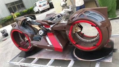 중국 공공 장소용 디즈니 테마 발광 오토바이 장식 조각, 경치 좋은 지역 및 야외 설치에 적합, 주조 구리, 스테인리스 스틸 및 FRP(유리 섬유 강화 플라스틱)로 제작 판매용