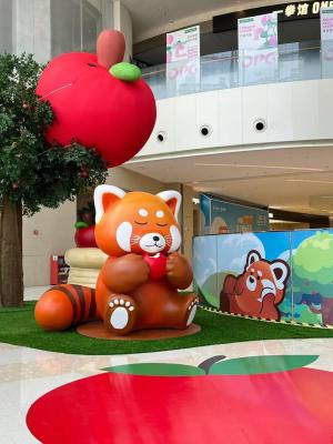 Cina Scultura in FRP di orsi realizzata a mano - Ideale per i punti di check-in IP per attirare il traffico pedonale in piazze, centri commerciali e negozi in vendita