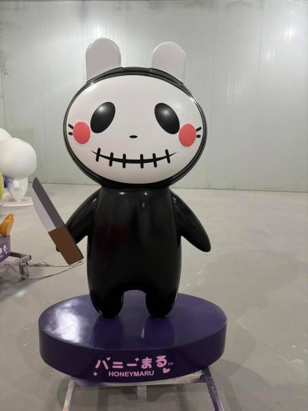 Quality FRP Sculpture IP Image: Banana Duck, Ghost Face Man; Customized Japanese IP Stores; Theme Park Plazas; Shopping Mall Decorations; Check-in Spots for sale