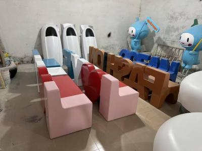 중국 쇼핑몰, 상점 및 광장용 좌석; 공공 휴식 공간 및 대기 공간의 라운지 좌석. 창의적 디자인, 사용자 정의 가능. 판매용