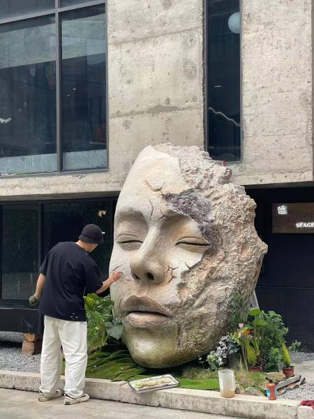 Quality FRP Art Sculpture 'Heart to Heart' with Stone-like Weathered Finish for Indoor & Outdoor Decoration in Customized Size for sale