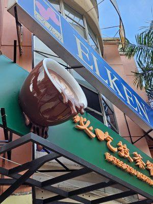 Quality Signature Sculptures: Driving Foot Traffic to Internet-Famous Check-in Spots – Coffee Shops, Cake Shops & Trendy Toy Stores for sale