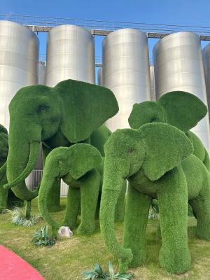 China Custom Fiberglass Animal Statue with Artificial Topiary Grass for Outdoor Garden Decoration for sale