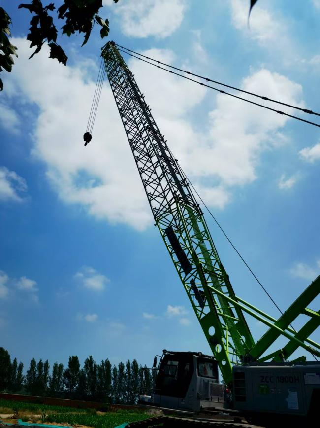 Close-up view of Zoomlion ZCC1800 crane's control systems