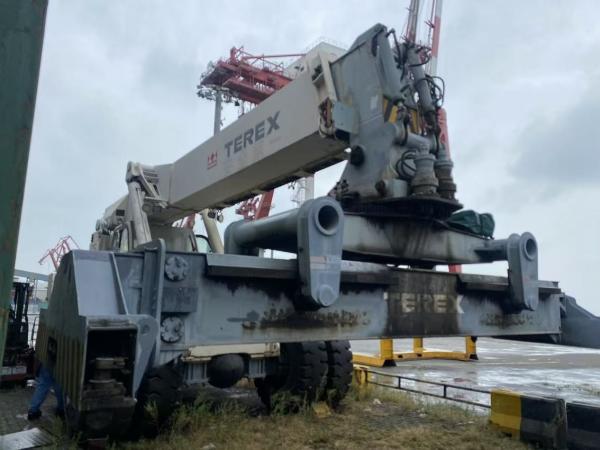 2001 Modello Second Hand Reach Stacker Container Handler Terex TFC 45 Personalizzazione
