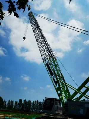 China Zoomlion Crawler Cranes Model ZCC1800 WP10HG336E334 Engine 32m Lifting Jib for sale