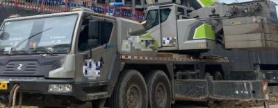 중국 사용 된 이동 크레인 80T 두 갈고리 2021 모델 Zoomlion ZTC800V653 판매용