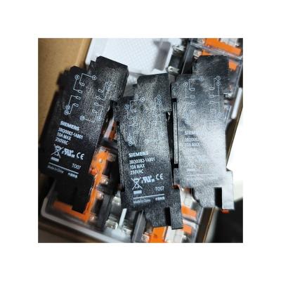China 3RQ0062-0CX42 Safety Relay Slim Width Design Durable Construction for sale