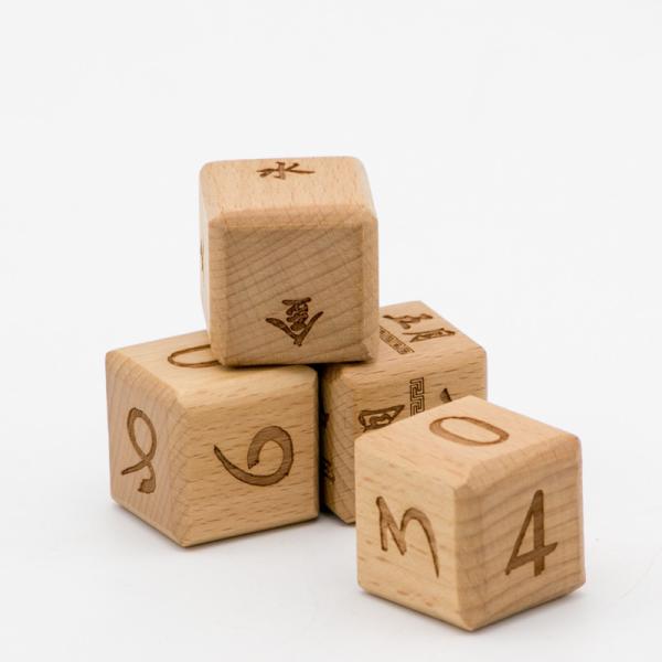 Modello laser Tabella di classificazione dei numeri in legno Cubo per bambini Blocchi di alfabeto giocattolo