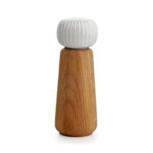 China Custom Adjustable Pepper Mill Grinder 7 Inch Wooden Salt And Pepper Mills for sale