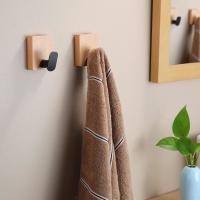 China Solid Wood Beech Wall Hook - Handmade Customizable Coat Hanger for sale