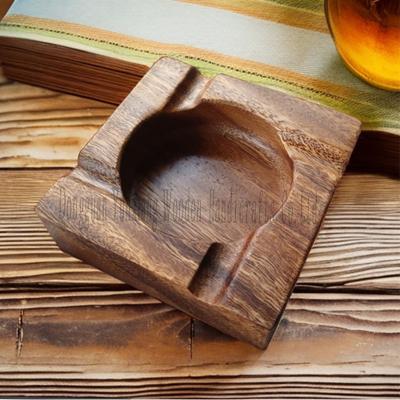 China Walnut Cigar Ashtray Household Ashtray Smoking Creative Personality Ornaments for sale