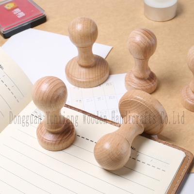 Cina Manicotto rotondo in legno, manopole in legno, supporti per timbri, cassettiere per la fabbricazione di timbri in vendita