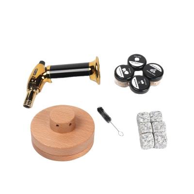 China Cocktail Smoker Kit with Torch Drink Whiskey Bourbon Smoker Infuser Kit with 4 Flavors Wood Chips Old Fashioned Kit for Men for sale