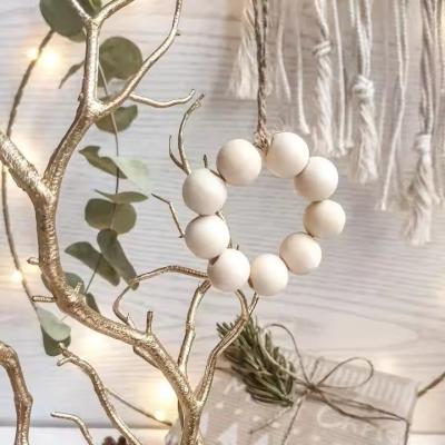 Cina Albero di Natale contemporaneo con perline di legno Ginger Ray in vendita