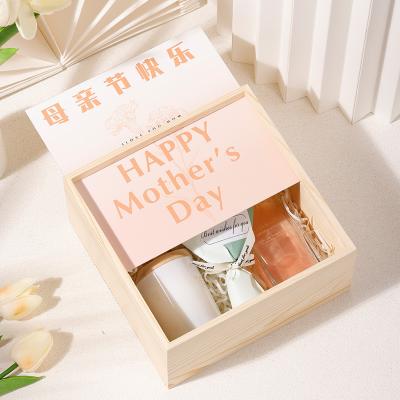China Wooden handmade gift box decorated memory large durable reinforcement high quality light weight multi-purpose for sale