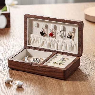 China Durable wood jewelry storage box Ring Jewelry Packaging box Custom logo Walnut jewelry box for sale