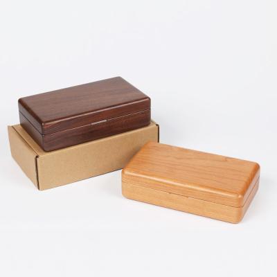 China Caja de madera duradera caja de almacenamiento de joyas Ring Packaging Logotipo personalizado en venta