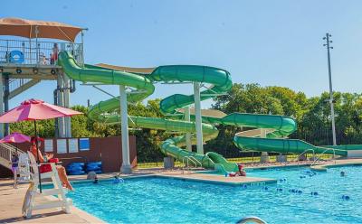 Chine Série de toboggans en fibre de verre pour piscine commerciale à vendre