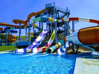 China Mini-Wasserpark Schwimmbad Ausrüstung Spiralwasserrutschen Vorräte für Kinder zu verkaufen