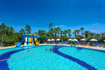 Chine Parcs aquatiques extérieurs de la ville équipement de jeu piscine glisser en fibre de verre pour enfants à vendre