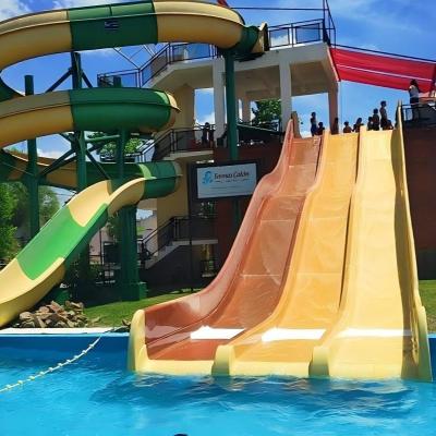 China Outdoor Water Play Park Equipment Playground Fiberglass Water Slide for sale