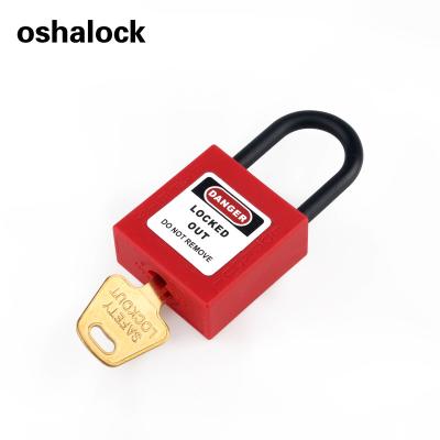 Cina Non-conductive electrical equipment lockout tagout Mini Nylon safety padlock with master key in vendita