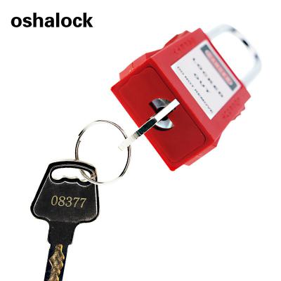 Cina 38mm hardened steel shackle safety padlock with master key for use in mechanical lockout-tagout in vendita