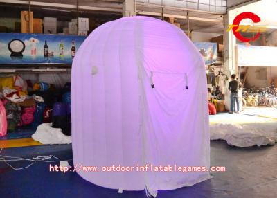 Cina Luci del LED colorate tenda gonfiabile dell'interno, tenda impermeabile della struttura dell'aria in vendita