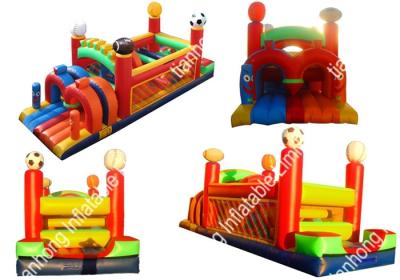 China 0.55mm pvc kleurde het Opblaasbare Park van het de Kastelenthema van de Hinderniscursus voor Pret Te koop