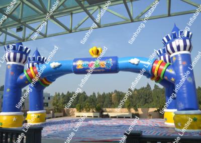 Cina Arco gonfiabile all'aperto di rivestimento del PVC che stampa il mondo felice dei bambini giganti in vendita
