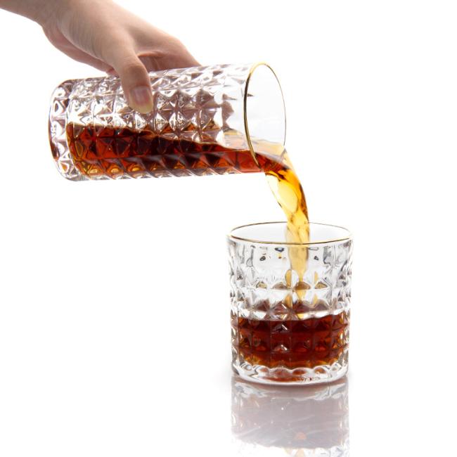 Wholesale Glass Whiskey Cup Colorful Shot Glass Cup Drinking Glasses Gift Set Whisky Glass Glassware Cup Round for Event