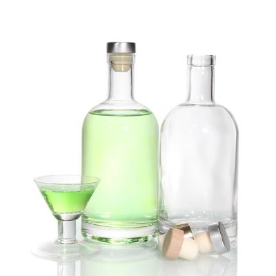 Chine Prix bon marché750ml bouteilles de verre de flint liqueur sur mesure imprimé pour cocktail whisky rhum à vendre
