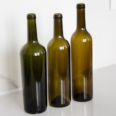 China Recycled Bordeaux 750 ml Amber Green Glass Wine Flas met deksels Te koop