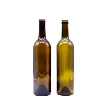 China Empty Glass 750ml 550ml 330ml Beer Bottle Factory Wholesale Transparent for sale