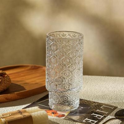 Cina Elegante calice di liquore da 50 ml, un must per i bar di lusso. in vendita