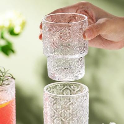 Cina Elegante calice di liquore da 50 ml, un must per i bar di lusso. in vendita