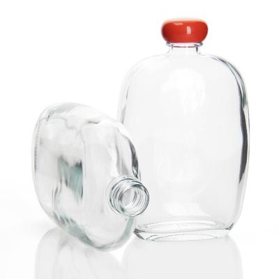 Cina Prodotto all'ingrosso Bottiglia per bevande in vetro con tappo torcibile da 200 ml a 300 ml a 500 ml in vendita