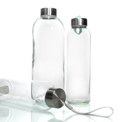 Cina Nuovo design 350ml/500ml Bottiglia d'acqua in vetro ad alto borosilicato con coperchio in acciaio inossidabile in vendita