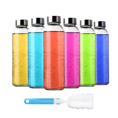 Cina Bottiglia d'acqua in vetro borosilicato di 500 ml con manica in silicone in vendita