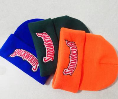 Cina Il ricamo di lana caldo del cappuccio delle signore della foreste acrilica di 100% ha tricottato Beanie Hat hip-hop in vendita